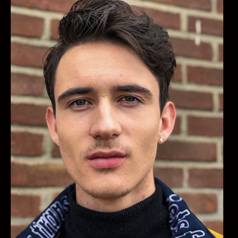 Characteristic men | Tom | Bullet Models