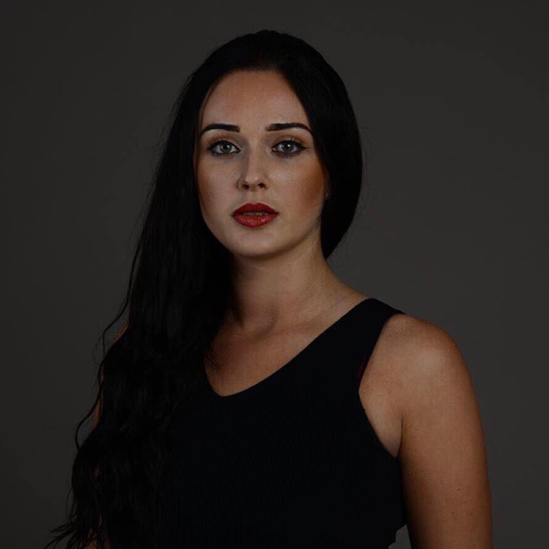 Real women | Esther | Bullet Models