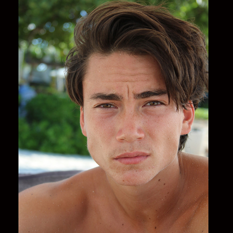 Characteristic men | Phillip | Bullet Models