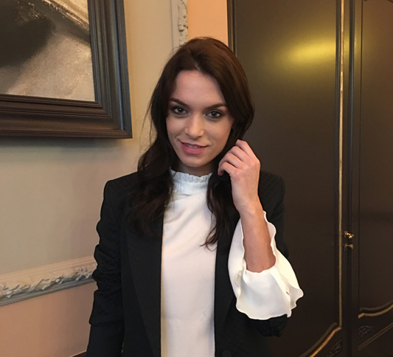 Women | Britt | Bullet Models