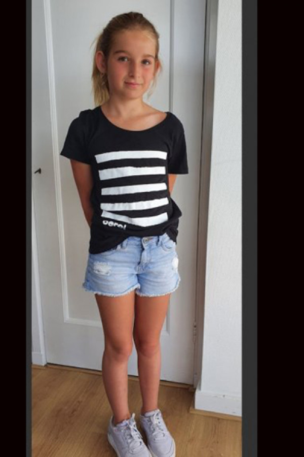 Girls | Isabelle | Bullet Models