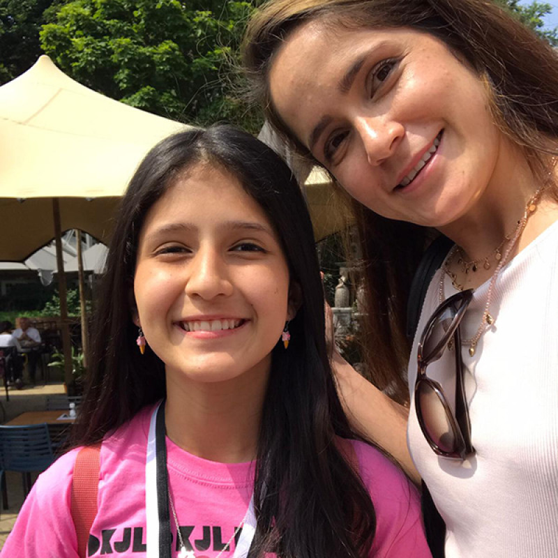 Girls | Manuela | Bullet Models