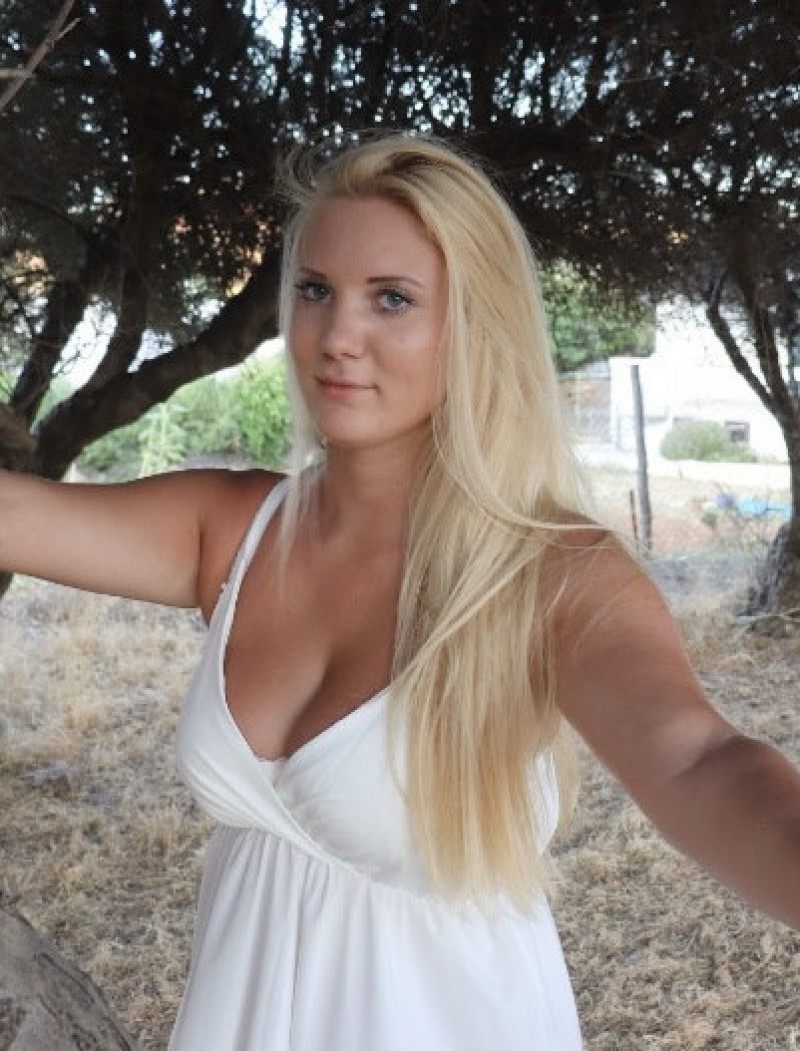 Women | Sidney | Bullet Models