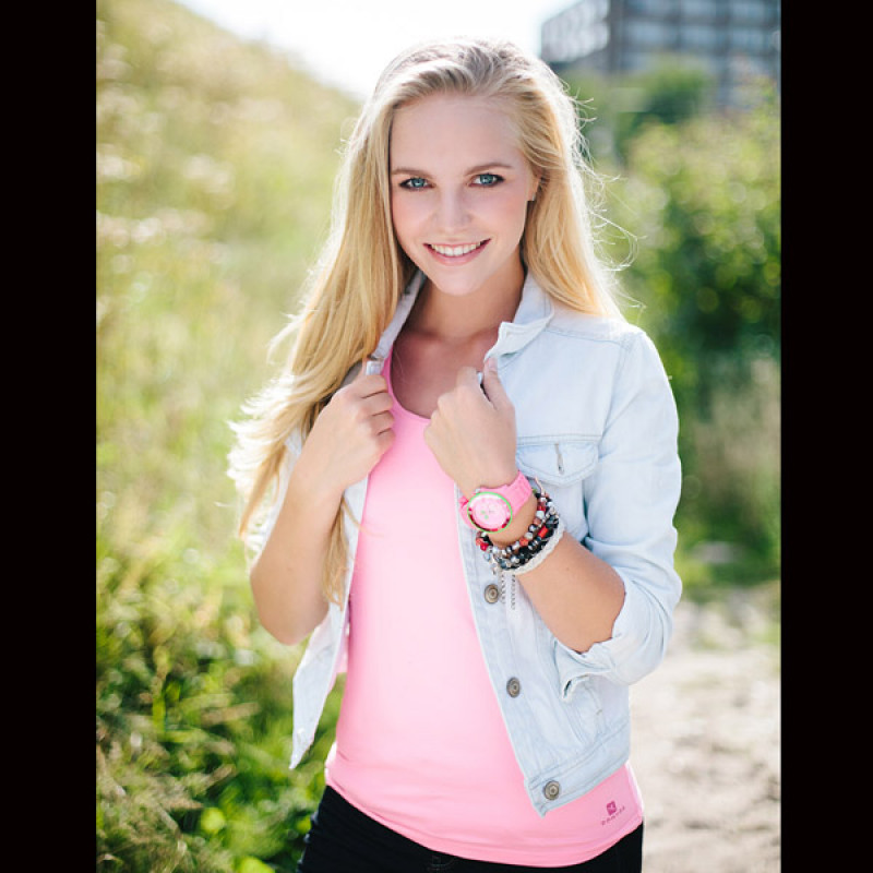 Characteristic women | Sietske | Bullet Models