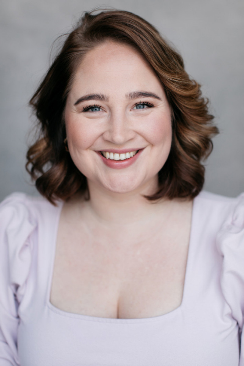 Voice over women | Miriam | Bullet Models