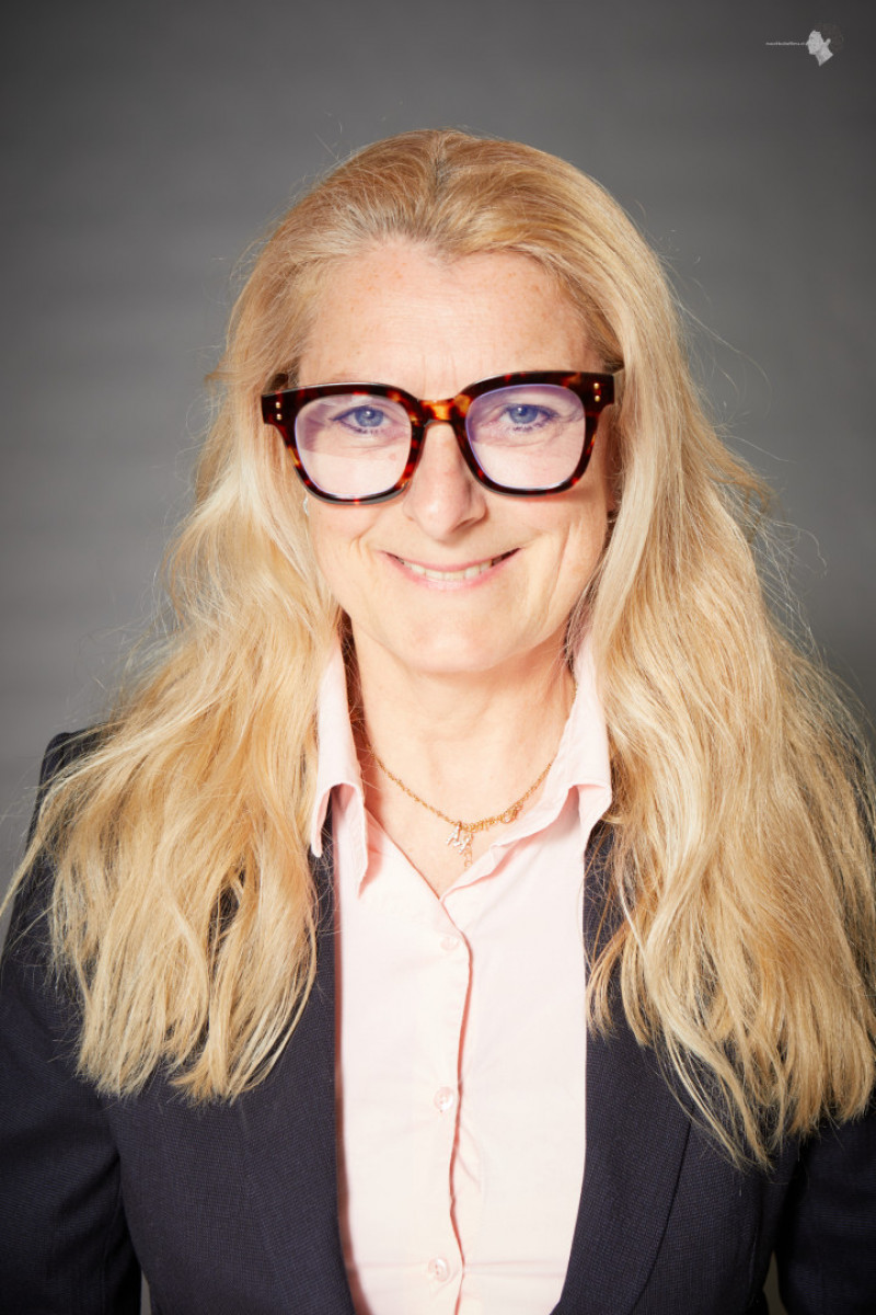 Characteristic women | Mirjam | Bullet Models