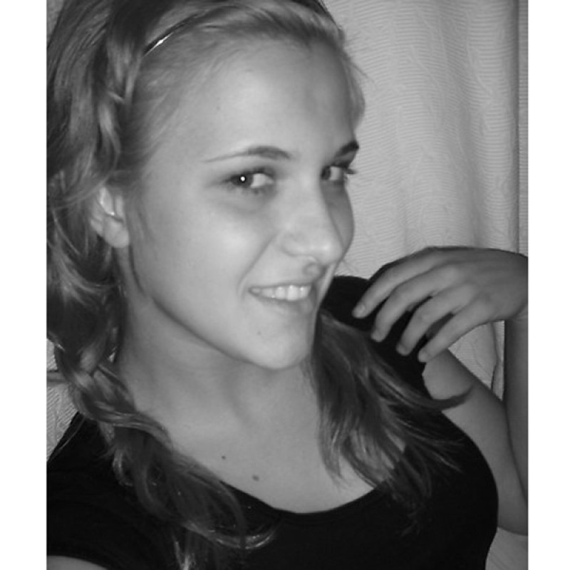 Real women | Madelon | Bullet Models