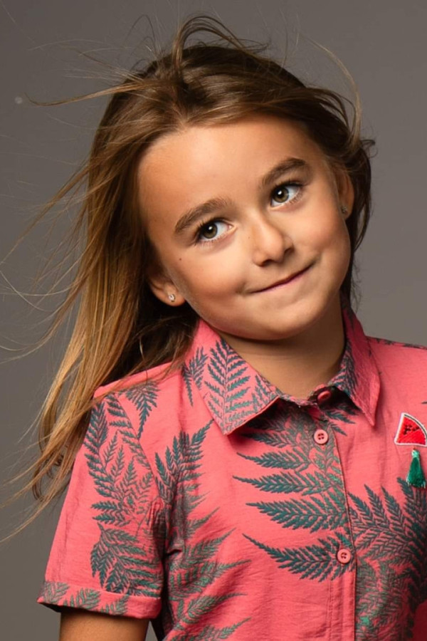 Girls | Louise | Bullet Models