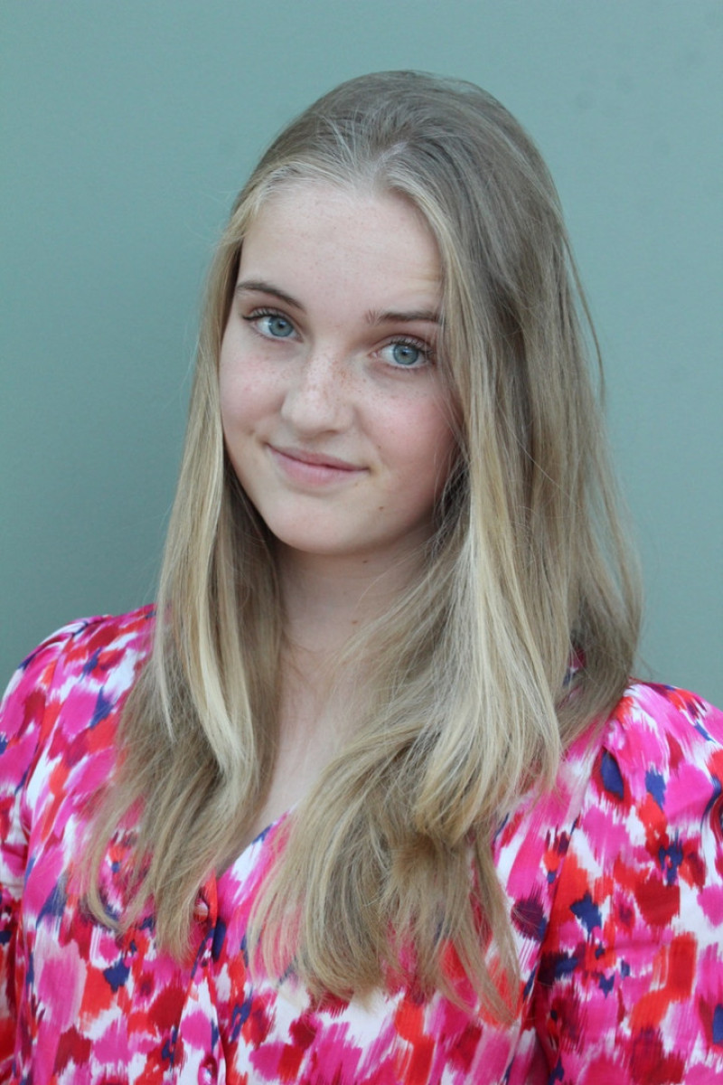 Girls | Maura | Bullet Models