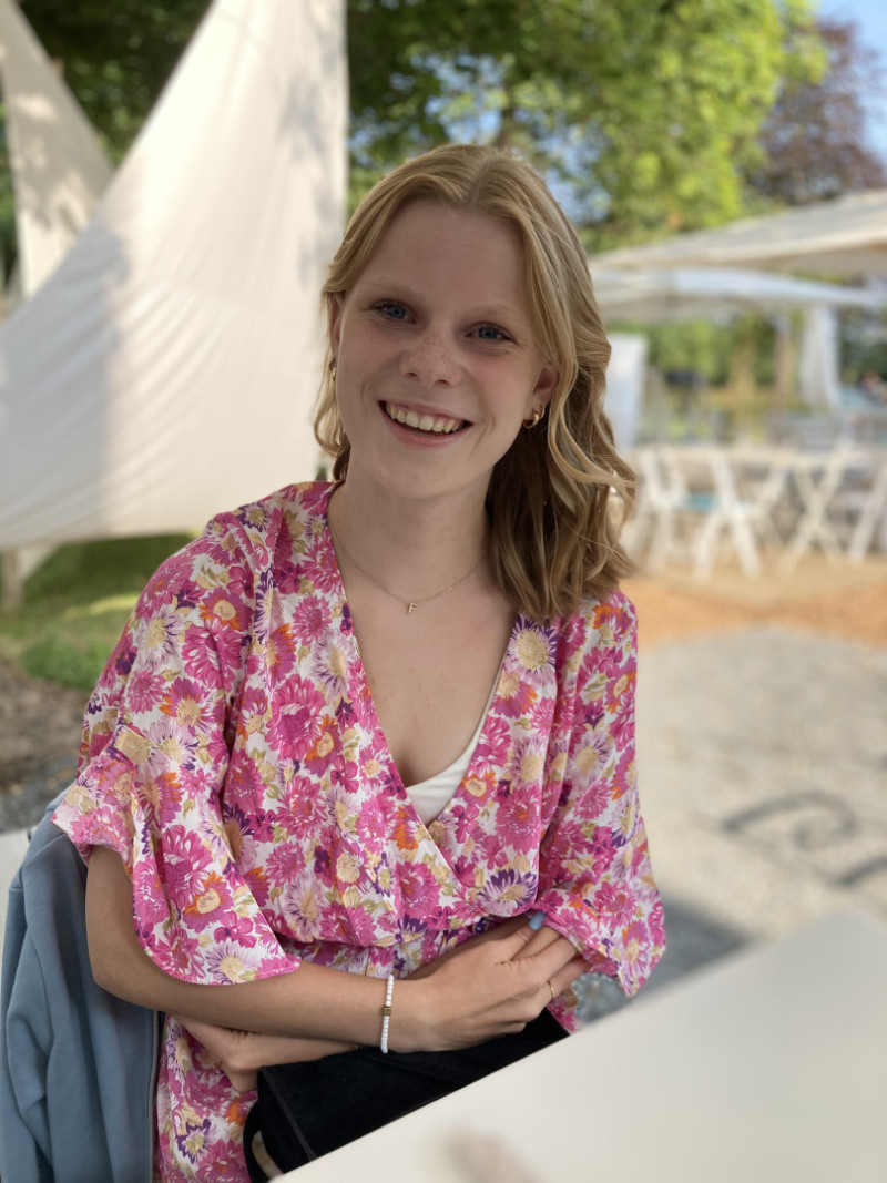 Women | Febe | Bullet Models