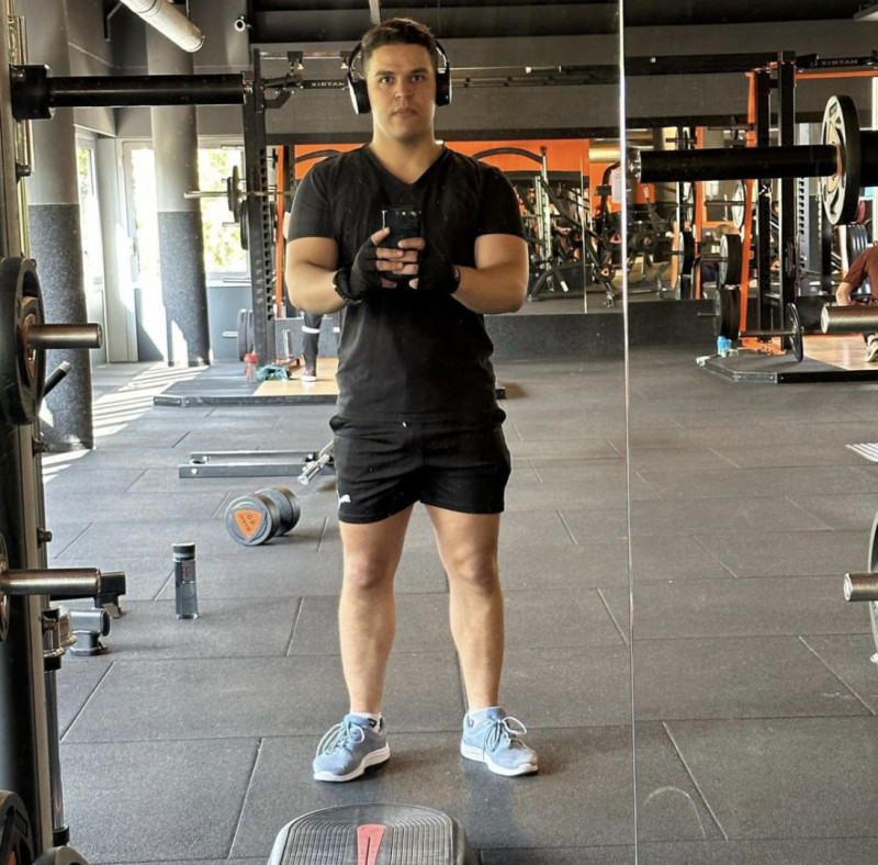 Real men | Hakim | Bullet Models