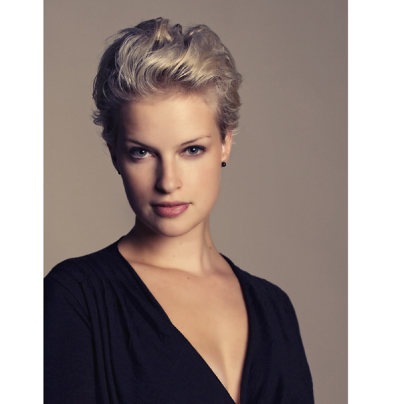 Characteristic women | Daphne | Bullet Models