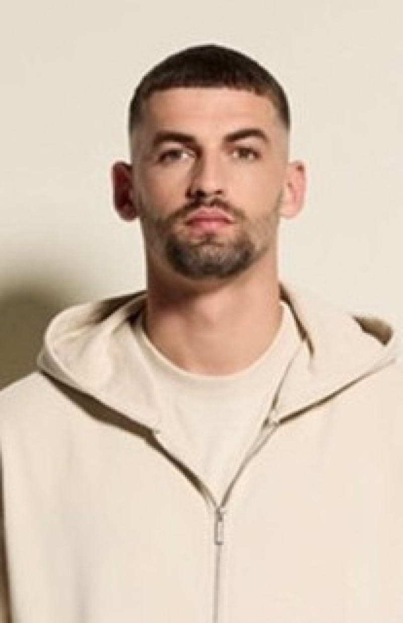 Twins men | Tom | Bullet Models