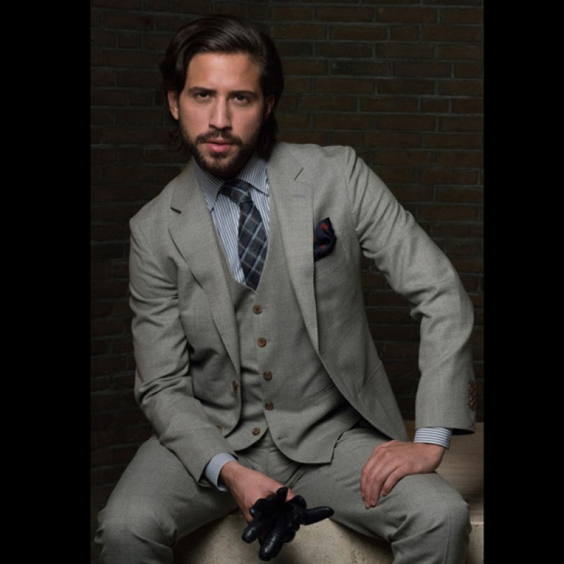 Characteristic men | Loran | Bullet Models