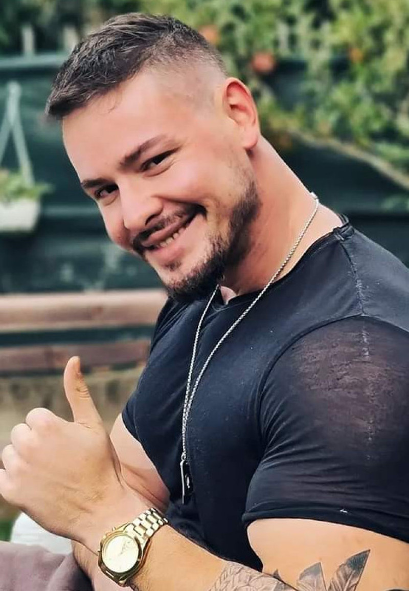 Men | Elton | Bullet Models