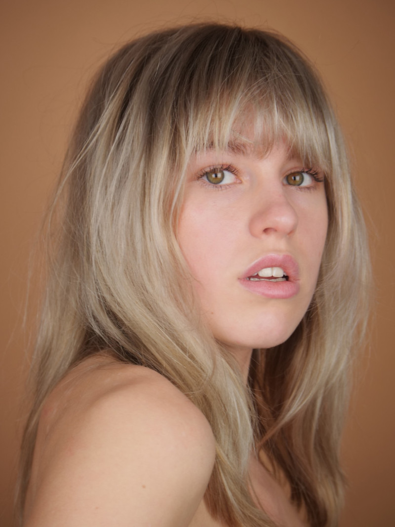 Women | Lotte | Bullet Models