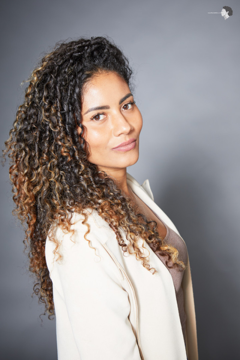 Women | Lisette | Bullet Models