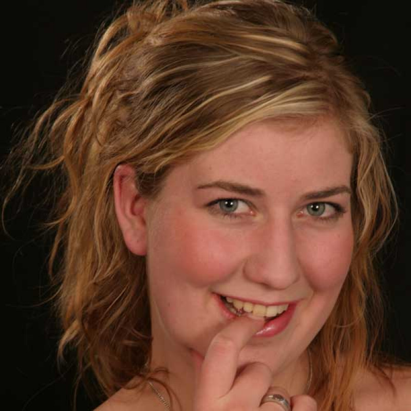 Real women | Nienke | Bullet Models