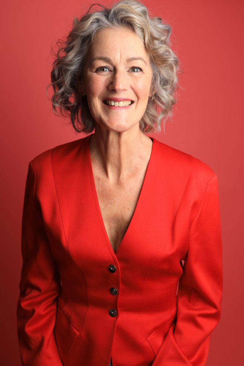 Women | Lucienne | Bullet Models