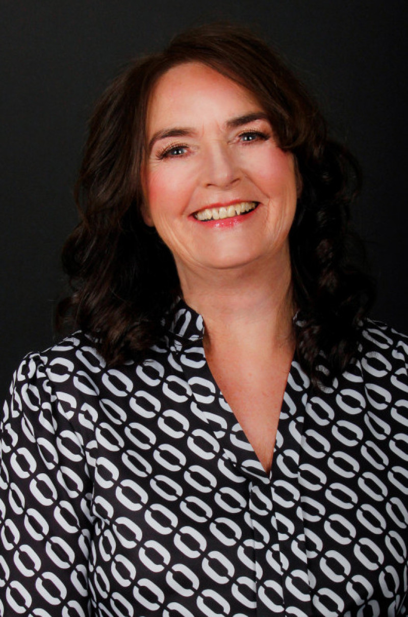 Women | Caroline | Bullet Models