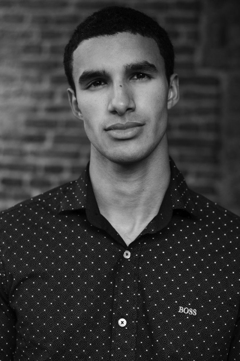 Pro-models men | Yonis | Bullet Models