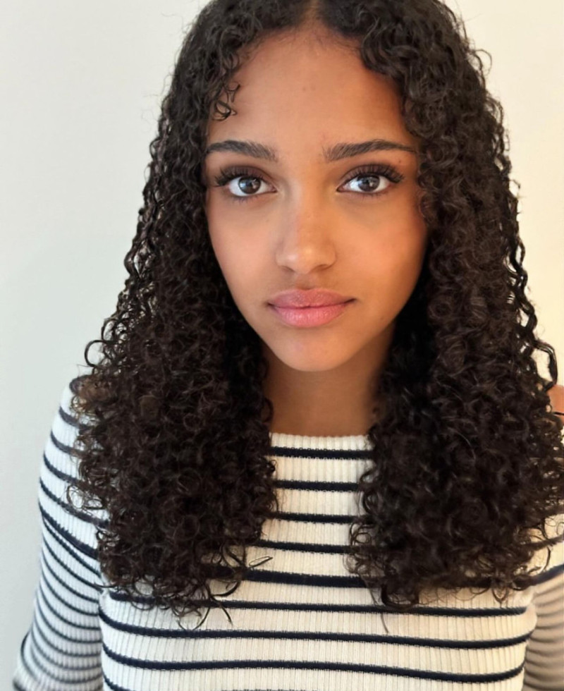 Girls | Beau-Anais | Bullet Models