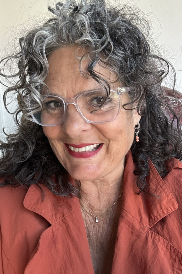 Women | Carolien | Bullet Models