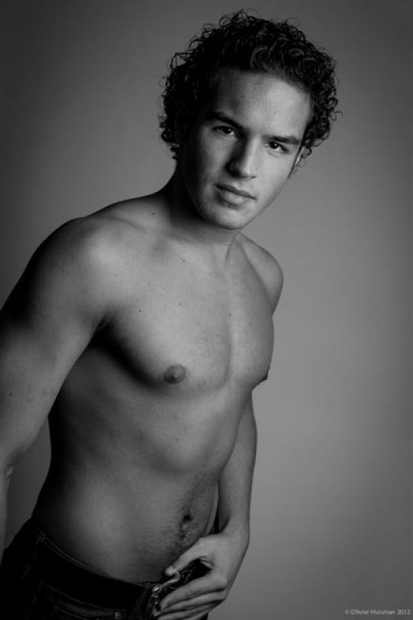 Characteristic men | Cem | Bullet Models