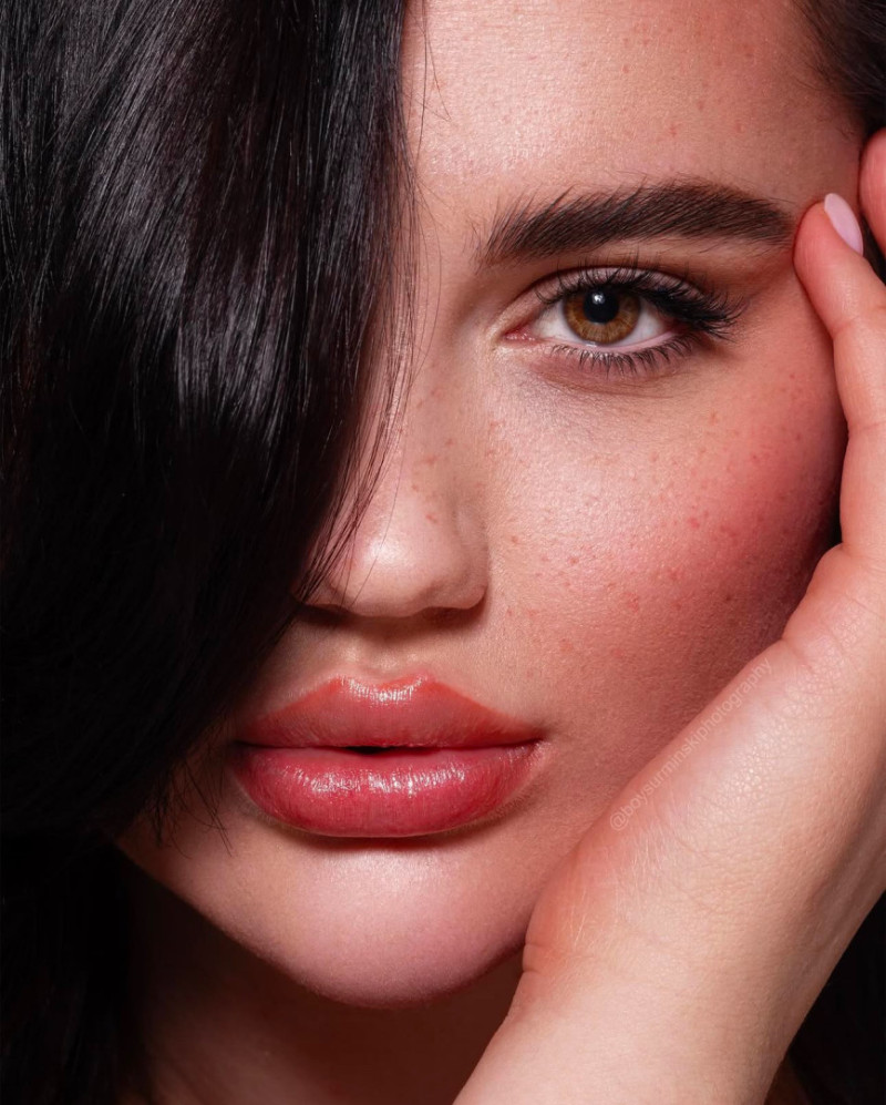 Characteristic women | Regina | Bullet Models