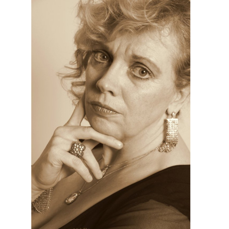 Women | Gerda | Bullet Models