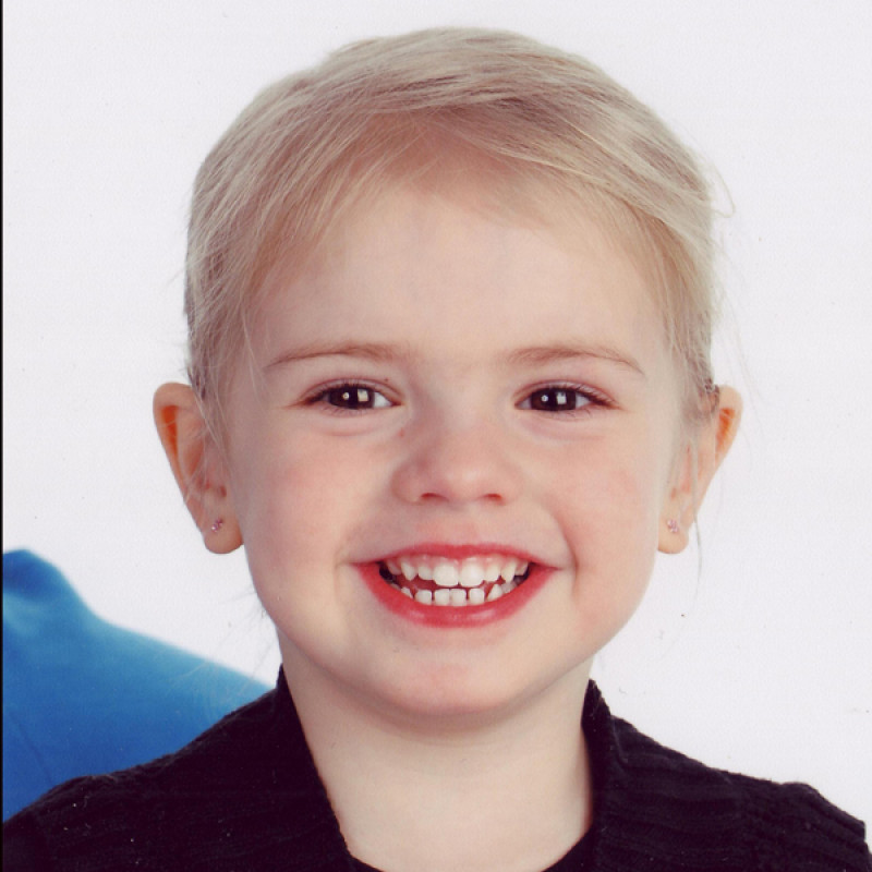 Girls | Fenna | Bullet Models