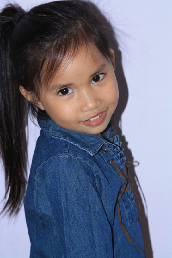 Girls | Tira Zoe | Bullet Models