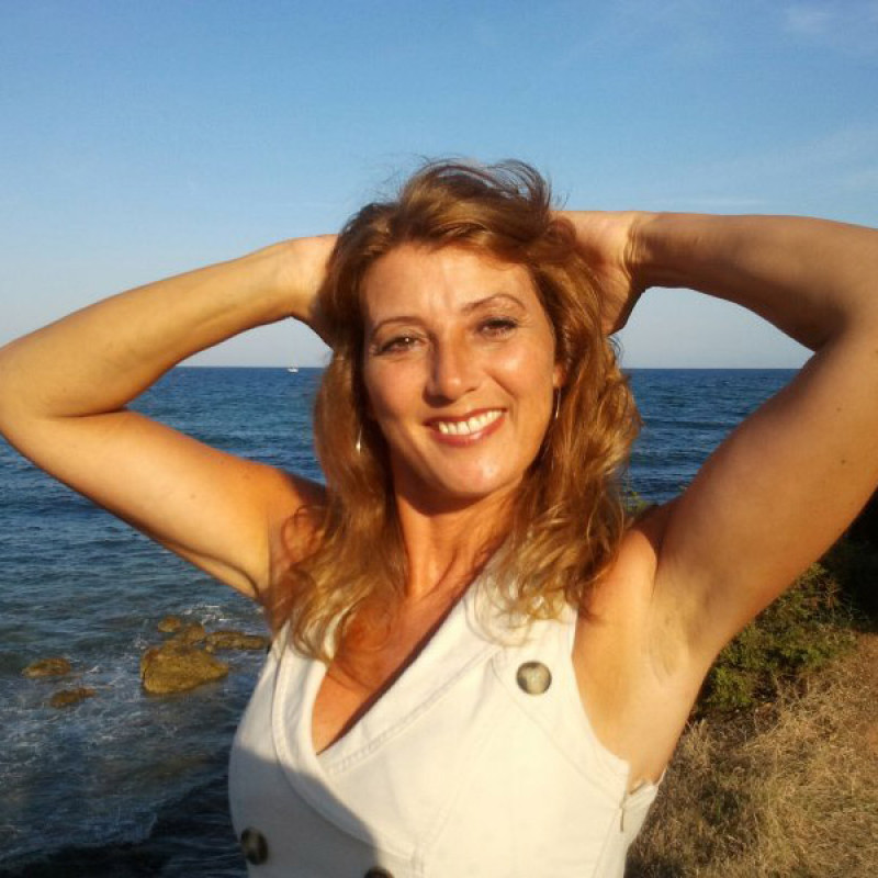 Real women | Anna Maria | Bullet Models