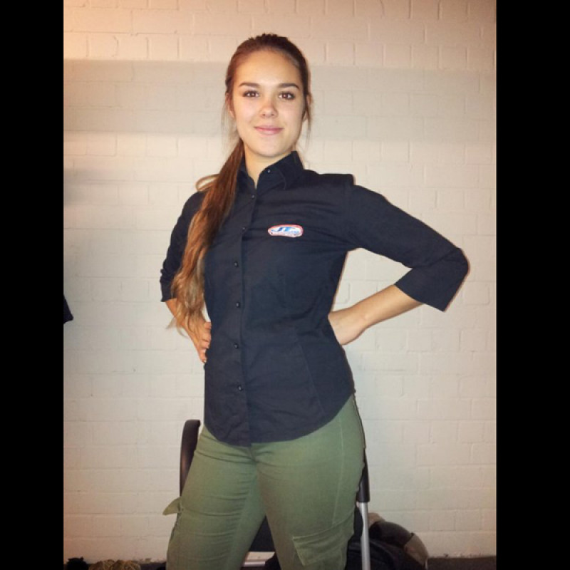 Real women | Amber | Bullet Models