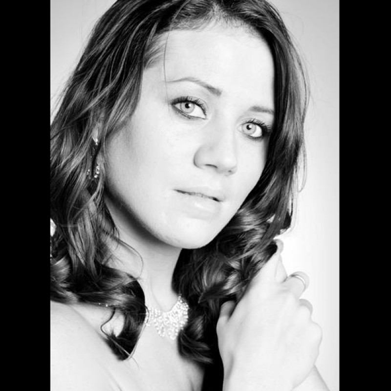 Real women | Sanna | Bullet Models