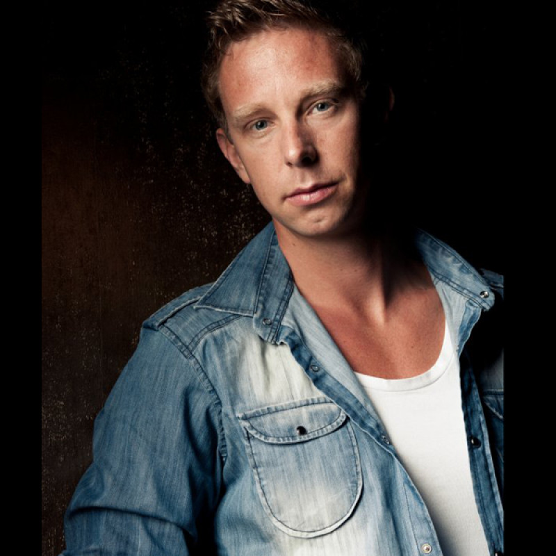 Characteristic men | Andreas Roy | Bullet Models