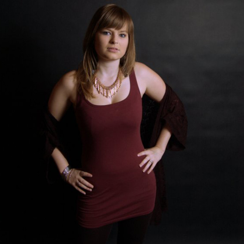 Real women | Brenda | Bullet Models