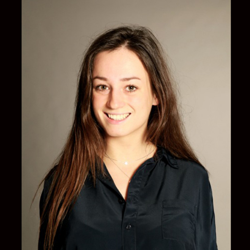 Hostess women | Isabelle | Bullet Models