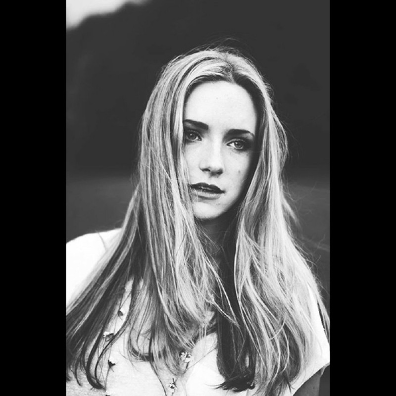 Characteristic women | Nadia | Bullet Models