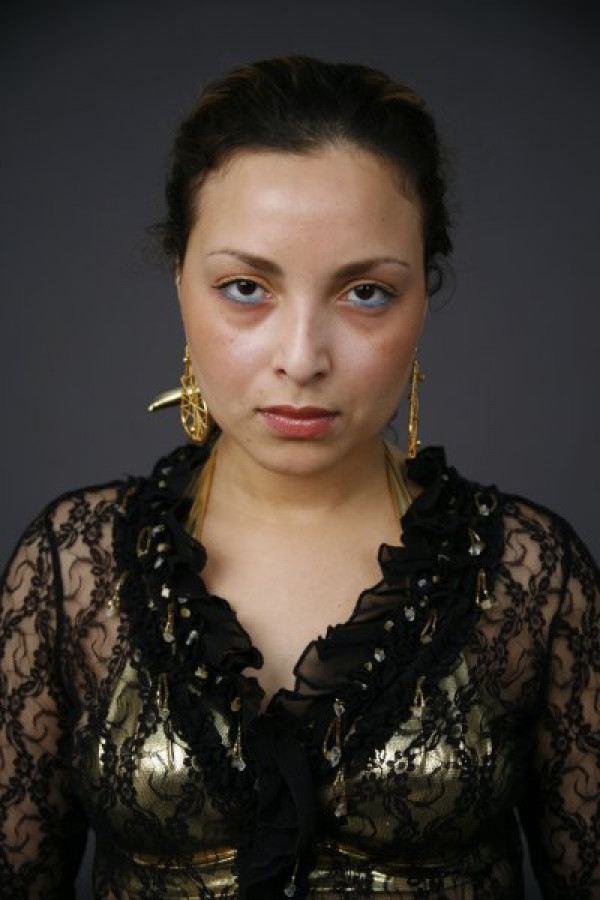 Real women | Laura | Bullet Models